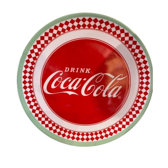 Coca Cola Gibson | Dining | Coca Cola Red And Green Decorative Plate ...